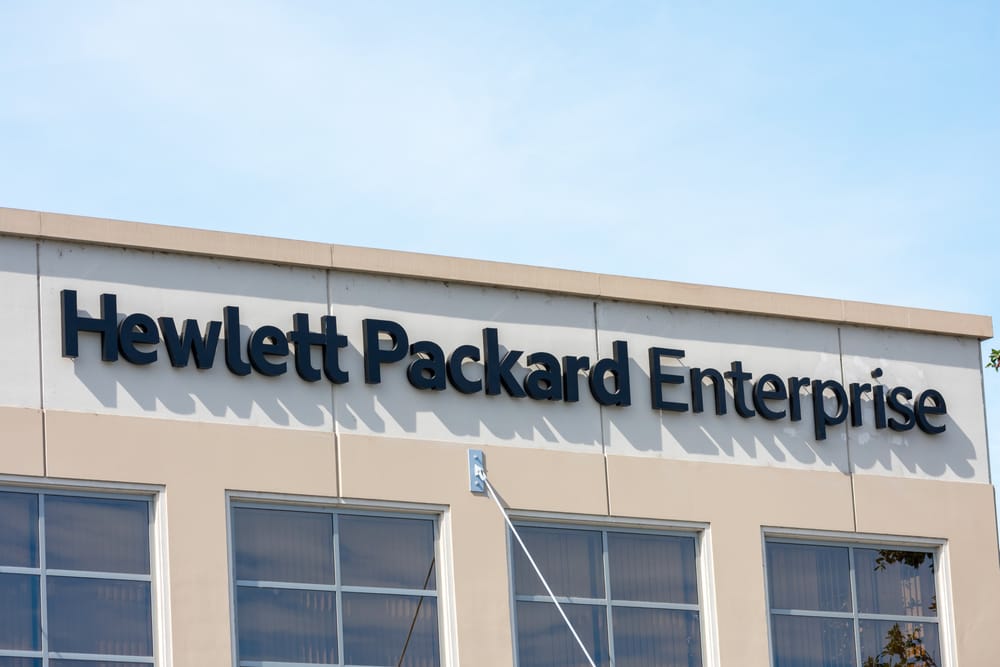 Dell Stock Soars 32% on Record AI Server Revenue and Massive Earnings Beat