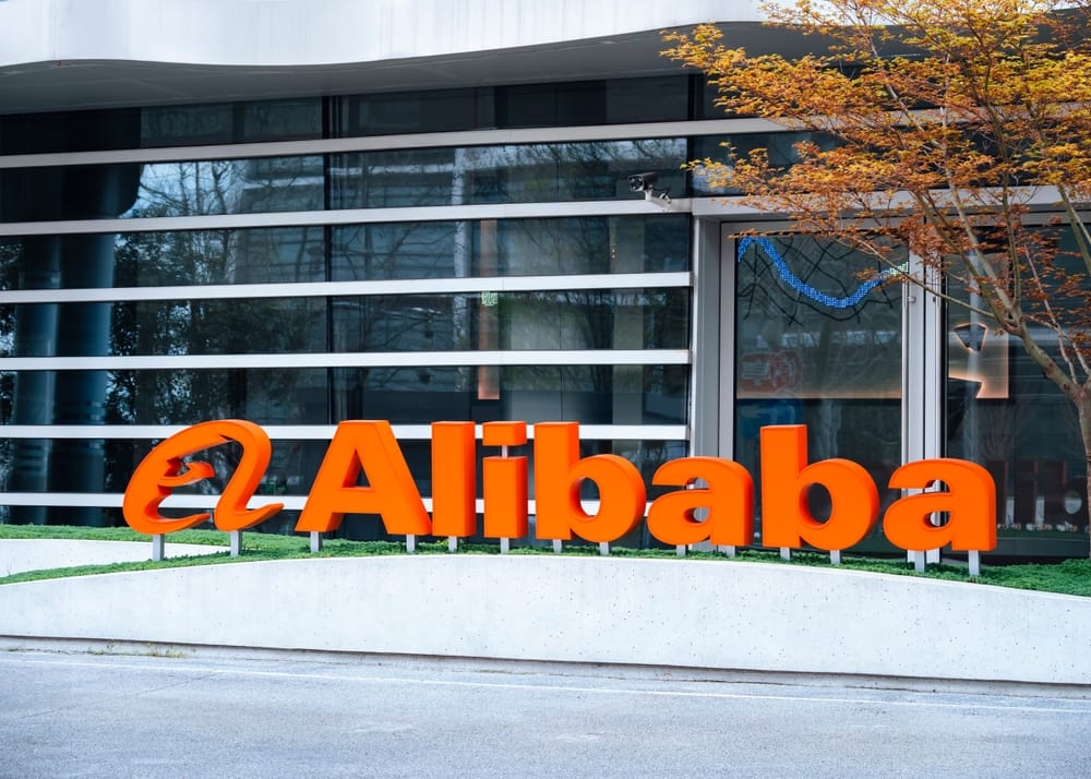 Alibaba Stock Faces Bigger Threats Than the Pentagon's China List